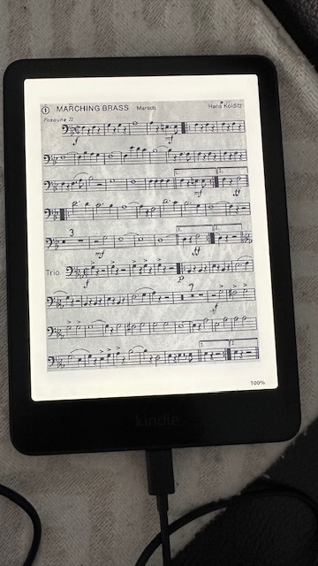 Unused white areas when displaying pdf files Kindle Paperwhite 12th Gen.